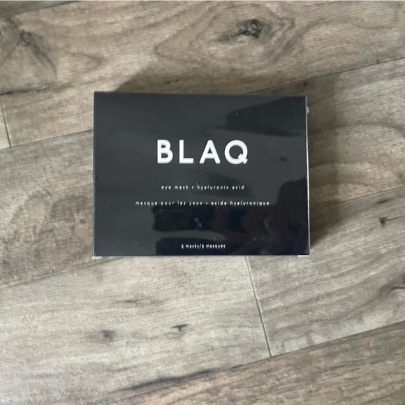Blaq | Skincare | Nwt Blaq Activated Charcoal Under Eye Mask With ...